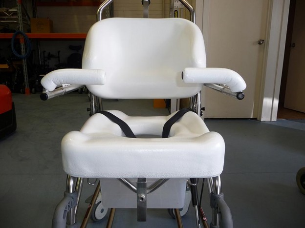 Safety handles & moulded seating - Motion Wheelchairs
